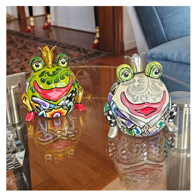 Rana reina en resina pintada a mano - Ars Vivendi Design